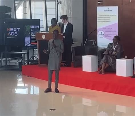 Bootcamp Pitch Sessions Orbit World Keep Going Forward