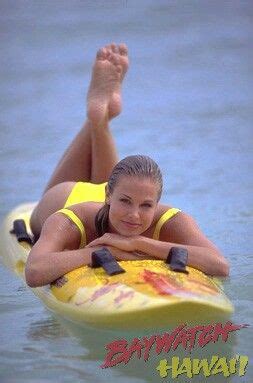 Pin By Weronica On Baywatch Hawaii Brooke Burns Baywatch Jessie Owens