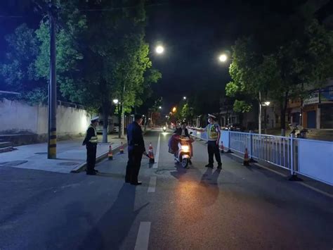 「百日攻坚·交通秩序整治」红安交警开展午夜酒醉驾专项整治行动