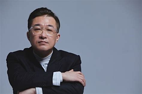 Linkedin 김우정 페이지 오랜만에 인터뷰를 했습니다 제 쌍둥이 동생은 교수입니다 초파리 행동유전학을 연구하고 있죠 곧 동생의 새로운 책이