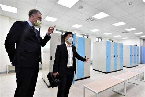 亞太首座離岸風電運維基地座落彰化 彰芳暨西島風場與中能風場竣工