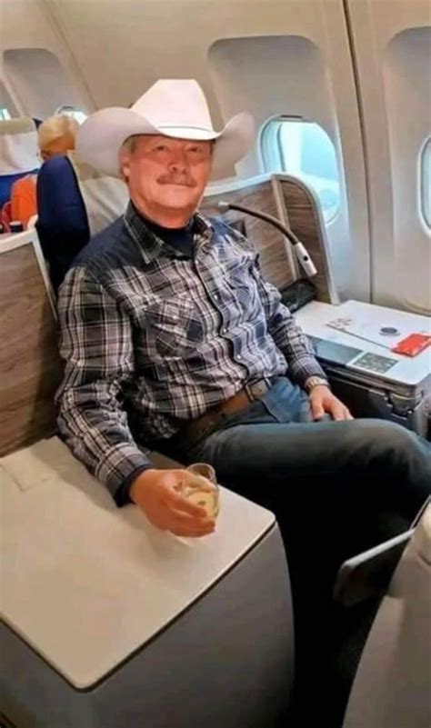 Pin By Charlotte Dailey On Alan Jackson Alan Jackson Music Allan