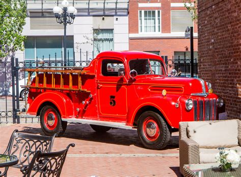 1947 Antique V 8 Fire Truck U0890 Fenton Fire
