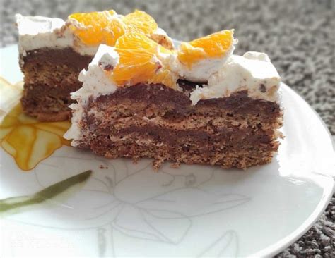 JanoŠ Torta Mekani Biskvit Sa Filom Od Čokolade I Oraha Gurmanluk