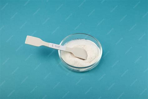 Premium Photo Carrageenan Gum Powder Or Carrageenin Food Additive