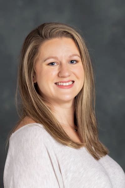 Studio Headshots 250506 Sh Min H Kao Department Of Electrical