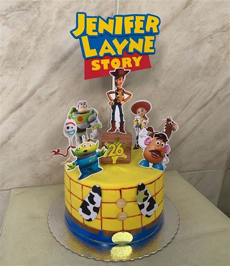 Total 60 Imagem Bolo Toy Story Chantilly Redondo Br Thptnganamst Edu Vn