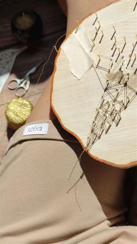 стринг арт String Art медитация солнце визуал красивое место фото загар ноги шорты