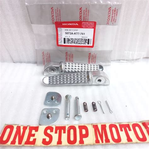 Jual FootStep Pijakan Kaki Belakang Set Honda CB R Old New CB R LED KT KOMPLIT Shopee