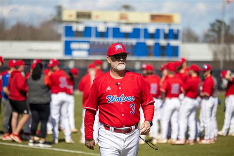 Wolves Fall In Game One To Statesmen Uwg Wolves Athletic Programs