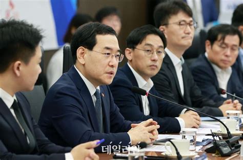 이창양 산업부 장관 美 하원 세입위원장과 통상협력 강화방안 논의
