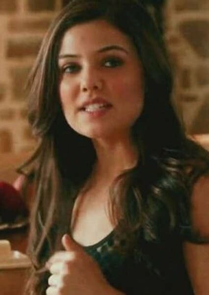 Cindy Needleman Fan Casting