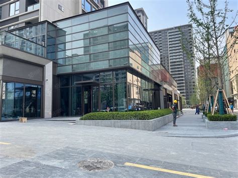 【10图】超大面宽 开发商78折出售出 入口店面 4000大户社区店面宁波镇海骆驼绿城桂花园镇海大道商铺商铺租售生意转让出售 宁波58同城