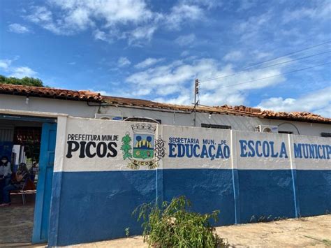 Prefeitura de Picos realiza reforma e ampliação de escolas municipais Grande Picos