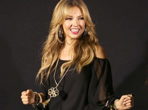 Thalía regresa a las novelas con Antes Muerta que Lichita Video