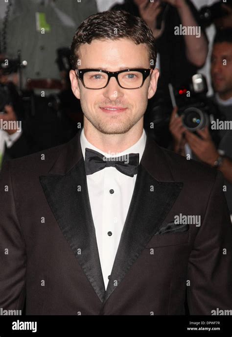 Justin Timberlake Full Body Shot