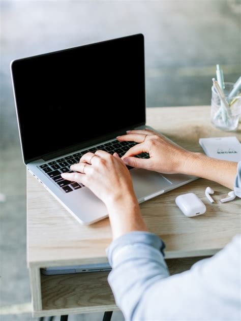 Why Mailchimp Is A Must Have Tool For Small Business Owners