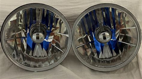 One Pair Of 7 Inch Round Elite Diamond No Halo Headlights With Blue Halogen Bulbs Redline