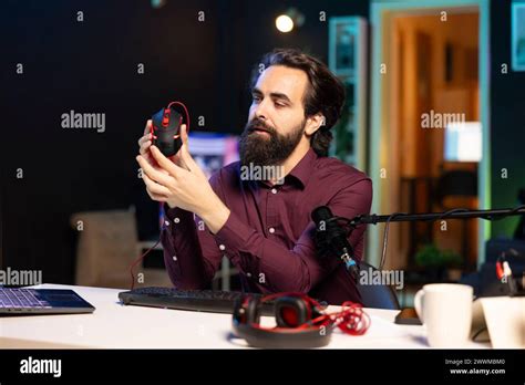 Tech Guru Filming Technology Review Of Wireless Gaming Mouse For