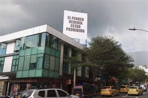 ¿de Qué Se Trata La Polémica Valla Que Apareció En El Parque Lleras De
