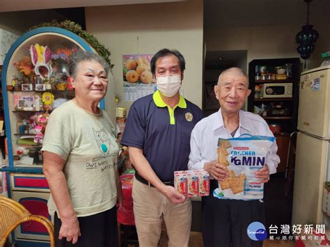 新北榮服處訪視關懷 致贈年長榮民愛心物資 蕃新聞