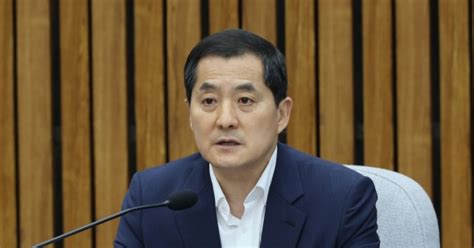 박대출 “imf 文정부 ‘국가채무 왜곡 우회 비판기재부 전망치 ‘패싱