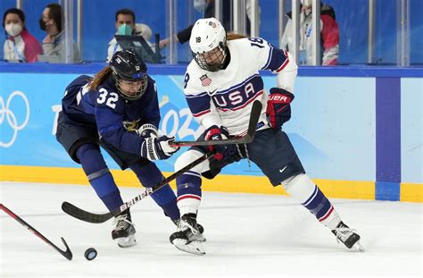 Toronto Locks In Jesse Compher For Two Years The Hockey News Womens