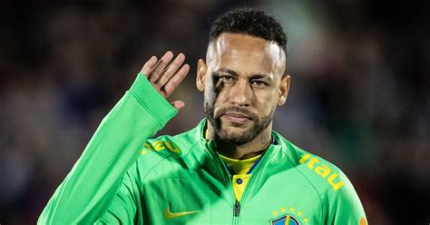 Neymar Lui A Fait Vivre Un Enfer Elle Lui Donne Rendez Vous Au Tribunal