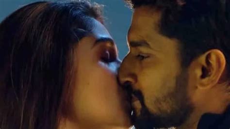 Nani Krithi Shetty Lip Lock Scene In Shyam Singha Roy Teaser Drives