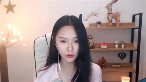 阿冷翻唱《我的秘密》比原唱好听哦高清1080p在线观看平台腾讯视频