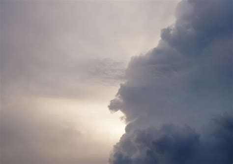 Vientos Fuertes Y Lluvias Intensas En El Sureste De México
