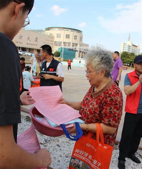 【三强三优】“全国科普日 民法典相伴”乳山法院开展普法宣传活动澎湃号·政务澎湃新闻 The Paper