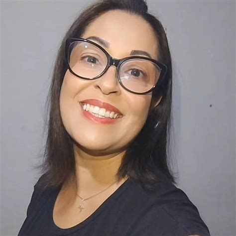 ℰ𝓁𝒾𝓈 ℛ𝒾𝒷ℯ𝒾𝓇ℴ 💞 Elisribeiro520 • Threads Say More