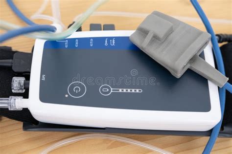 Compact Smart Sleep Tracker With Pulse Oximeter Tracks Sleep Stages