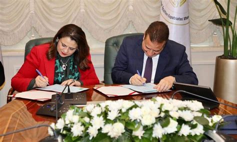 المنوفية نُشارك في جناح وزارة الهجرة بمعرض الأسبوع الكويتي ضمن مبادرة