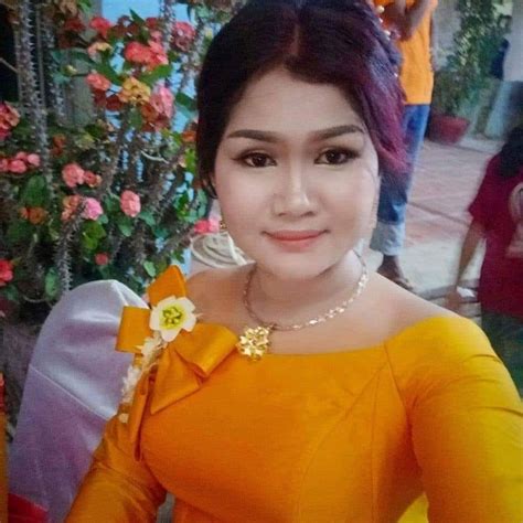 គីម ឡាង លក់សំលៀកបំពាក់