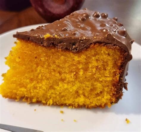 طرز تهیه کیک هویج نارنجی رنگ خوشمزه و اسفنجی