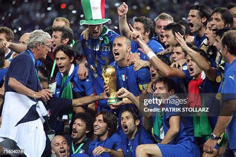 Italian National Team Photos And Premium High Res Pictures Getty Images