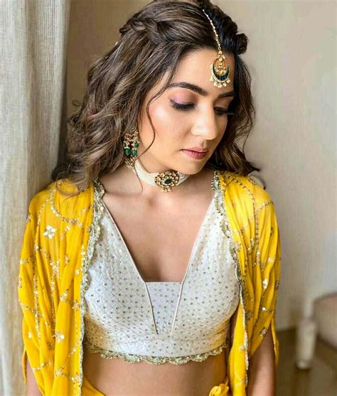 Let Your Eyes Do The Talking With These Stunning Bridal Eye Makeup Looks