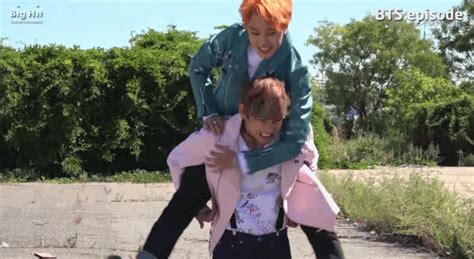 지민and뷔 •어부바• 네이버 블로그