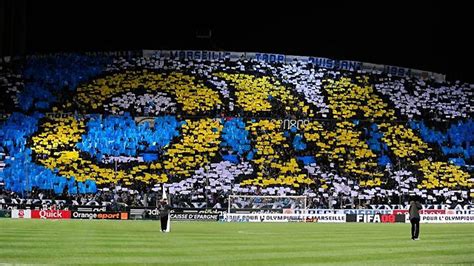 Le Più Belle Coreografie Calcio Del Mondo ~ Materiale Ultras