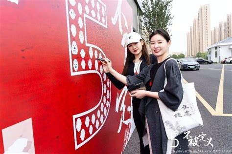 精彩回顾全新bmw5系苏州地区andlululemon母亲节联名活动搜狐汽车搜狐网