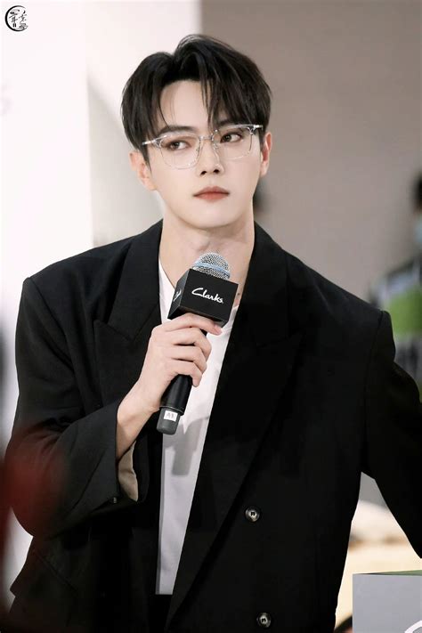 Pin By Elizzabsb On Xu Kai Pics Actors Kai Model