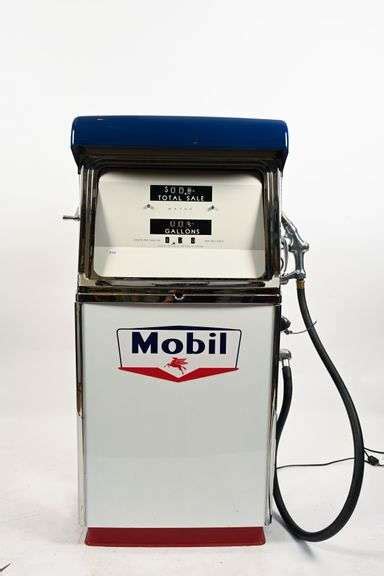 Wayne Model 480 Gas Pump Restored Mobil Shackelton Auctions Inc