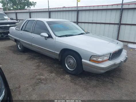Vin 1g4bt5377nr447882 Buick Roadmaster 1992 Limited Gray 57l V8 Fi