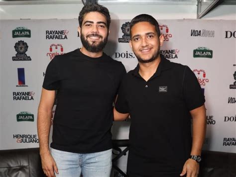 Bicho Do Mato Sex Symbol E Cantor Premiado Henrique Chega Aos 35 Anos Na Melhor Fase