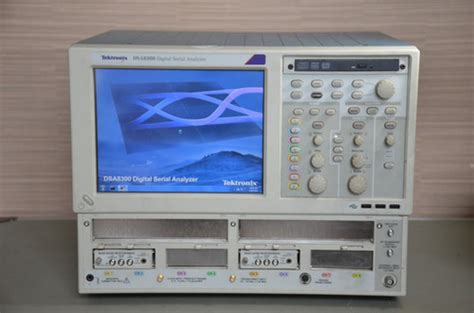 Tektronix DSA 津科儀器