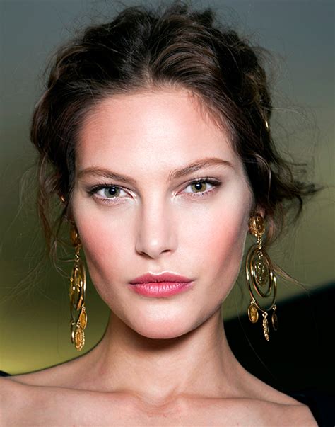 8 Sexy Hair Ideas Elle Canada Magazine Beauty Fashion And