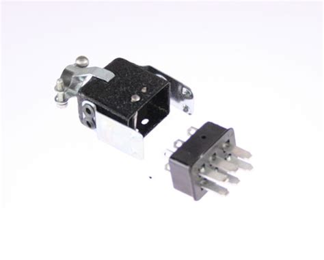 P 306 CCT L CINCH Connector Industrial Plugs 2025003998