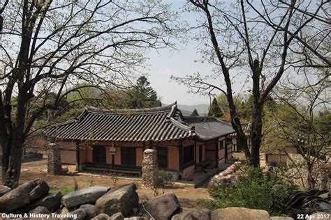 아산 외암마을 중부지방을 대표하는 전통마을 Culture And History Traveling